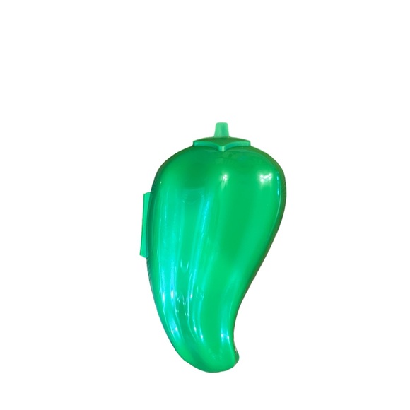 Tupperware | Kitchen | New Tupperware Green Chili Pepper Keeper Forget ...